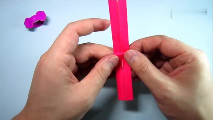 儿童手工折纸戒指,步骤简单又漂亮的蝴蝶结戒指的折法