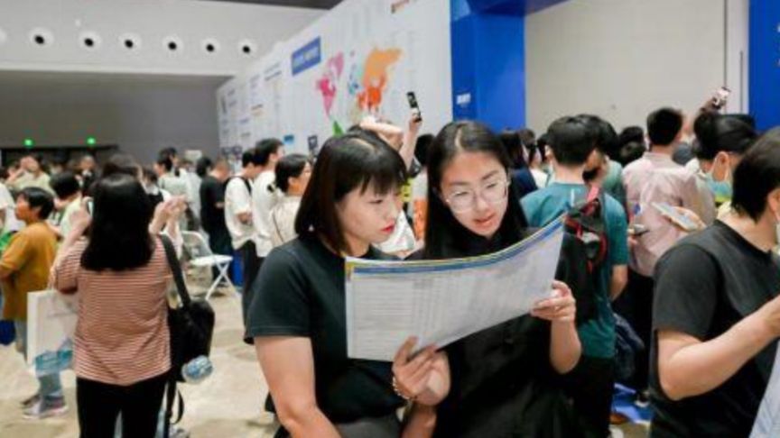浙江2023年高考分数线:普通一段线...