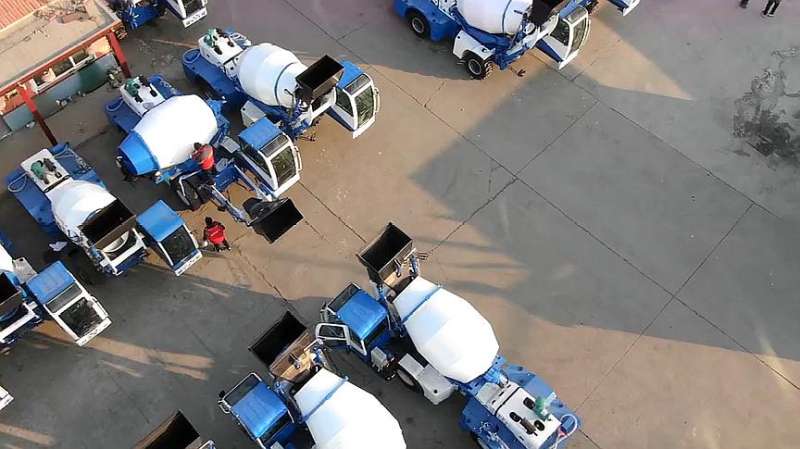 海田重工搅拌车操纵杆根据人机工程学原理设计,操作简单,轻巧灵便