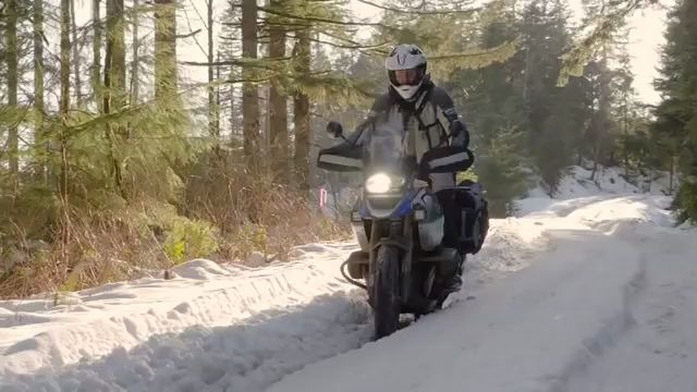 ADV冰雪骑行小技巧Winter Riding Tips for Adventure Motorcy