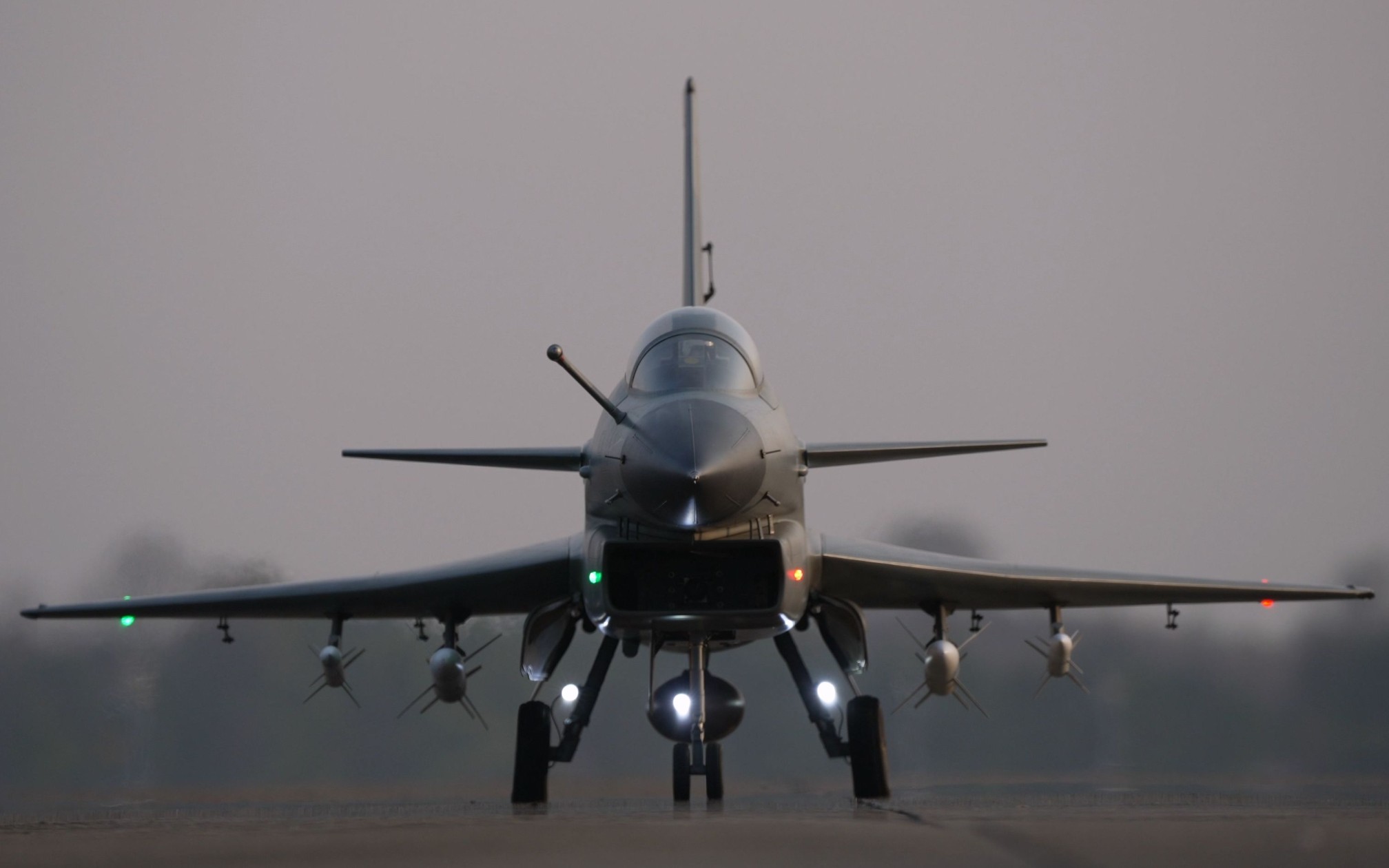 致 歼-10【首飞成功25周年】