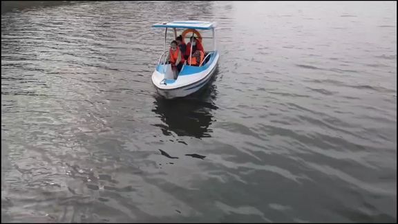 #让我们荡起双桨 #船来了 #山清水秀好风光 #带你去看海