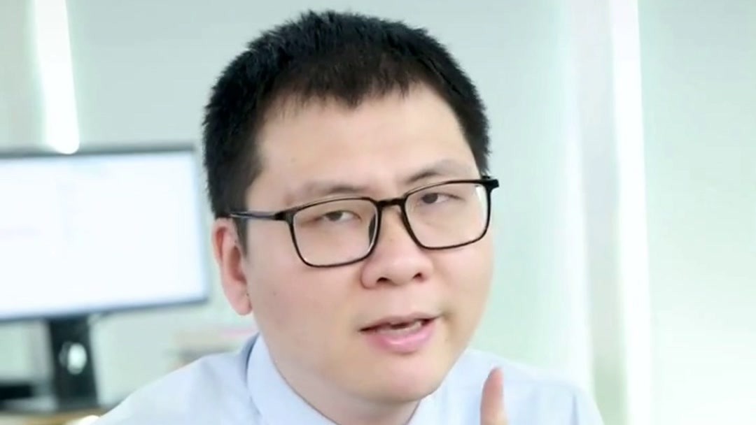 Excel里是不能批量修改备注的,不过我们可以绕开,从另一个路径操作