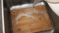 新买的菜板奶奶教我一个土方法, 用10年都不发霉不开裂, 方法真棒