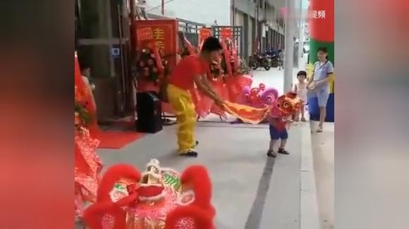 传统文化的继承和发扬,就靠你们广东人了