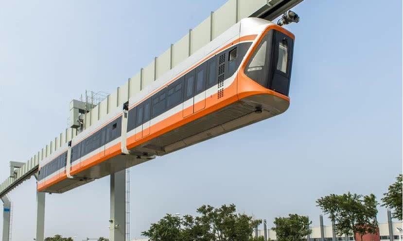 中国第一辆悬挂式单轨列车:离地10米倒挂空中,竟就在这座城市