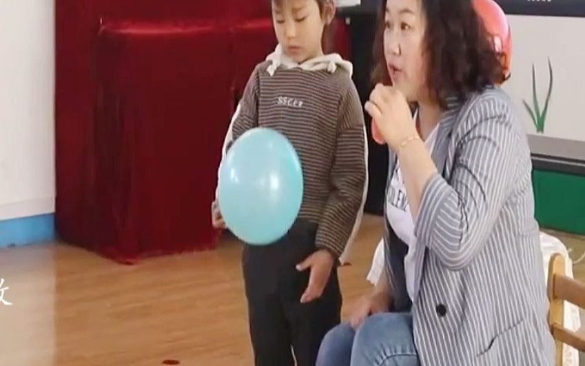 幼儿园优质公开课:中班科学《漂亮的气球》#幼儿园公开课#幼儿园#...