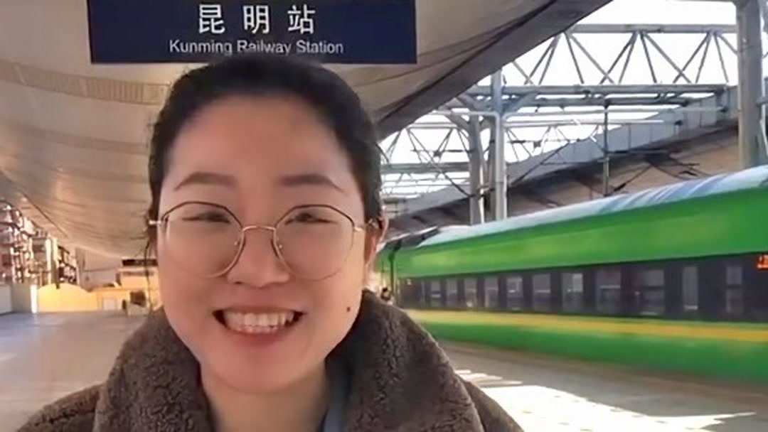 #攀枝花开行动车#哈喽小伙伴们,经过2个小时零7分钟的旅行,我们已经...