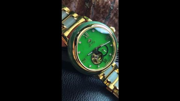 0616老坑阳绿翡翠男款手表,表盘尺寸:41.2/12高大尚