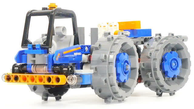 益智玩具积木搭建工程大卡车