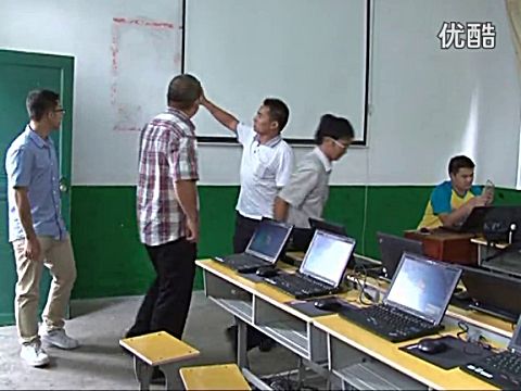 【中国娃】贵州六盘水旧营乡中心小学电脑教室捐成了