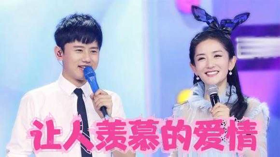 张杰谢娜秀恩爱,娜娜问话张杰秒回应,何炅:全世界只有他听到了
