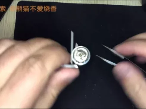 【熊猫不爱烧香第三十期】武装weapon滴油雾化器双仓版做芯教程及...