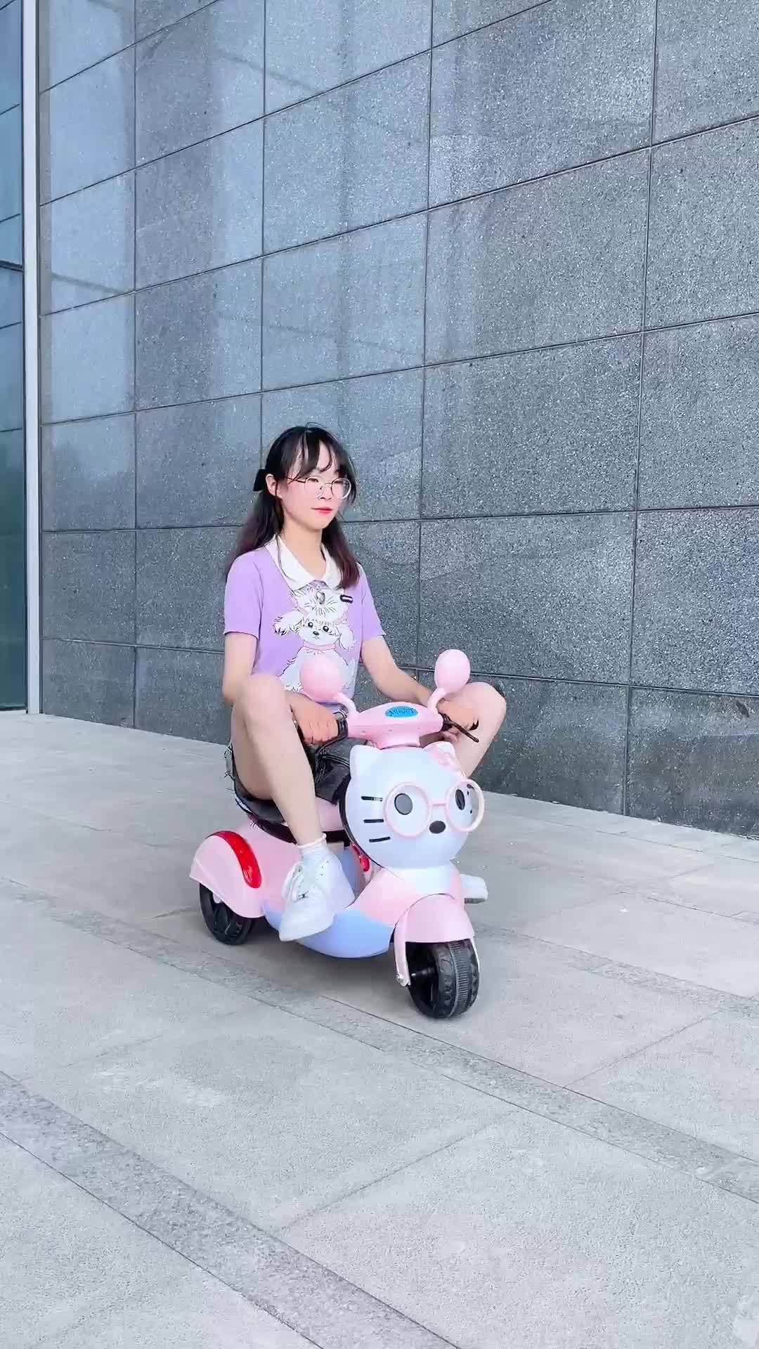 猫咪造型#儿童摩托车 妈妈可以遥控,宝宝可以自驾#儿童电动车 轻便好...