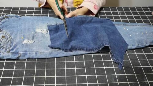 牛仔裤破洞了别扔,教你这样修补,简单实用省钱