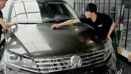 ...隐形车衣 庆阳专业汽车美容改装贴膜店 大众 漆面保护膜 你在搜什么