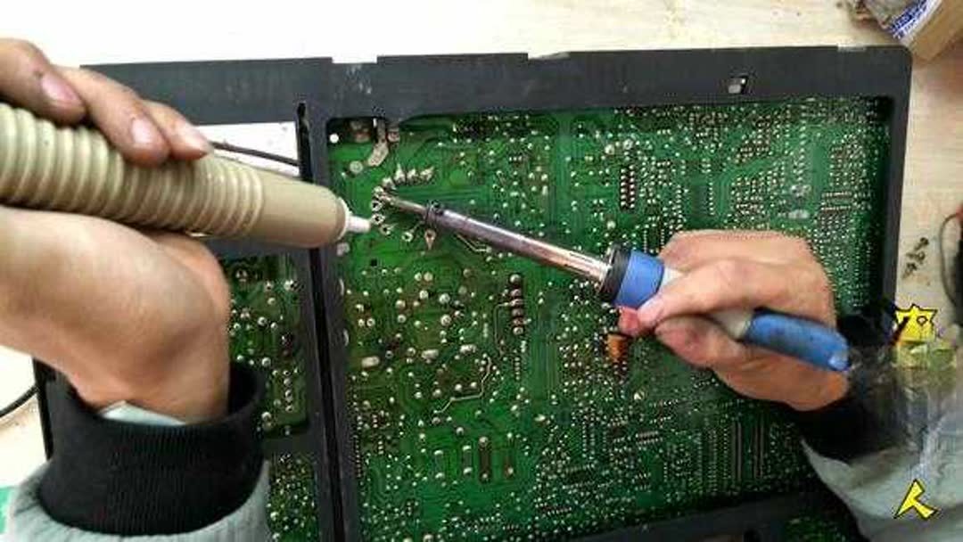 长虹CRT彩电不开机,且能听到行频啸叫,就是屏幕不亮