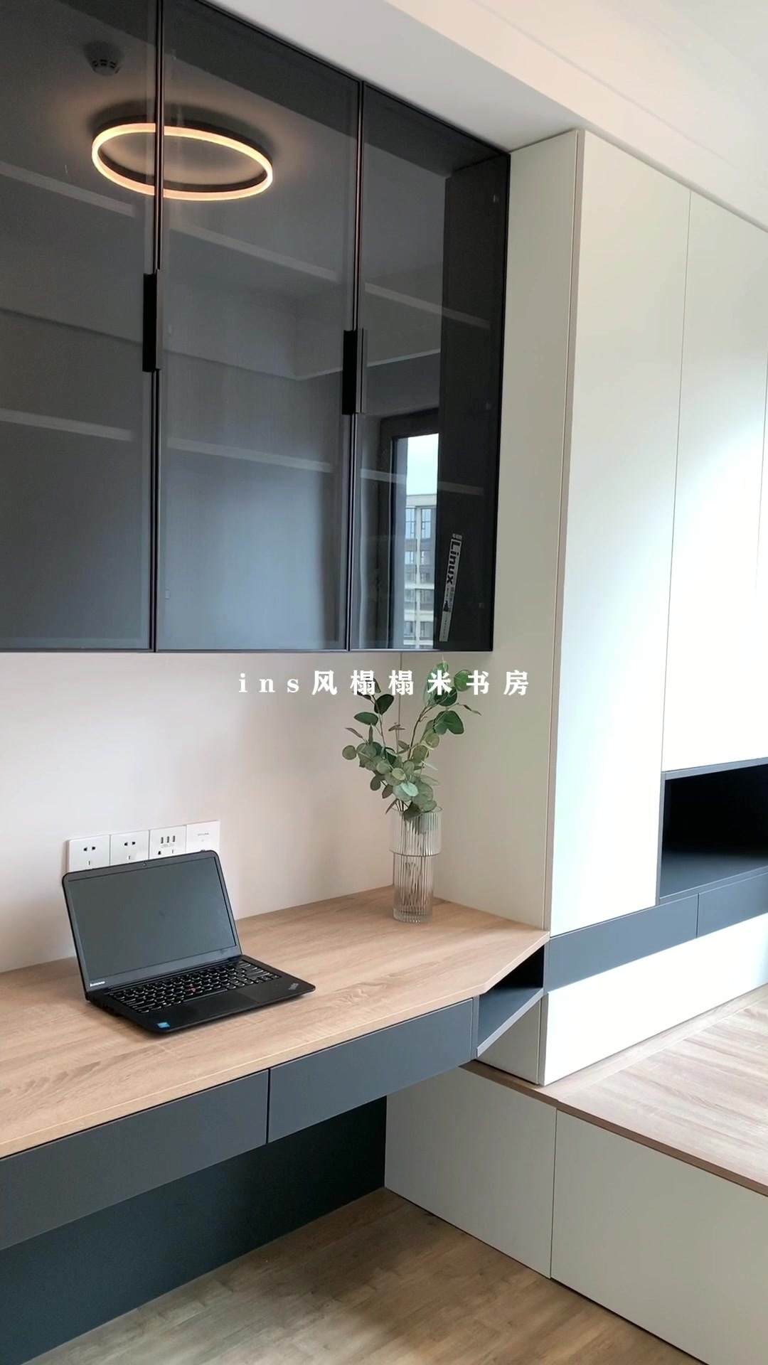 小卧室不要浪费沦落成杂物间,可以做成榻榻米,收纳不仅不会变小,还会...