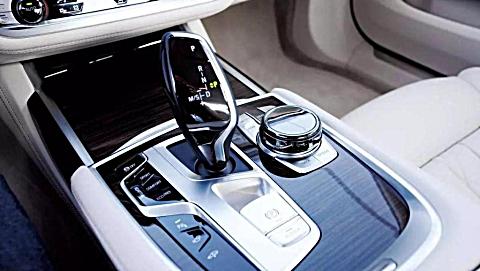 总是记不住自动挡上几个字母是啥意思? 这样记就容易多了