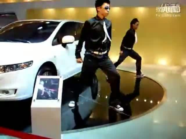 车展演出[普清版]18251957889