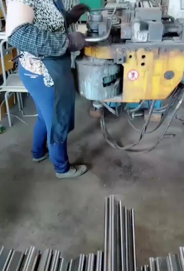 半自动弯管机~椭圆管加工成U型管~客户老机器