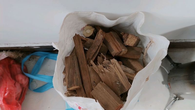 新买的手锯挺好用