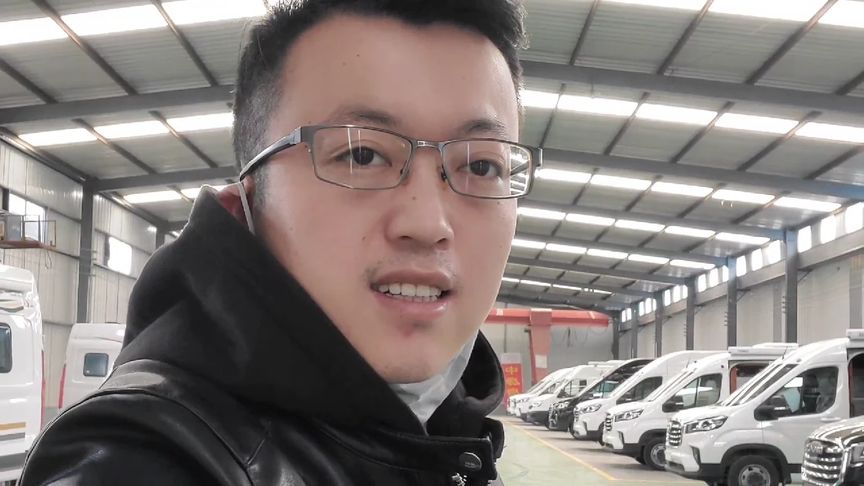 国内少见的无中门依维柯欧盛房车@房车网 @车行天下牛 @头条号