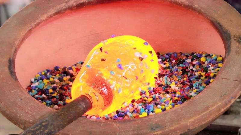 玻璃瓶制作的过程是怎样的?实拍过程一目了然,成品太惊艳了!