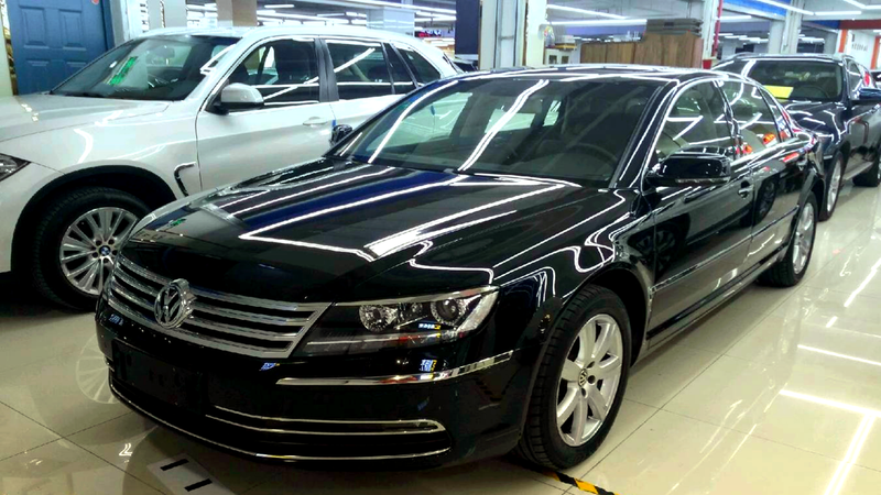 12万买二手辉腾事故车,已修复9成,看到车后小伙又还了1万