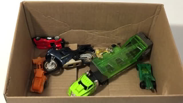 各种汽车模型:这些模型做的真精致呐,有意思啦!