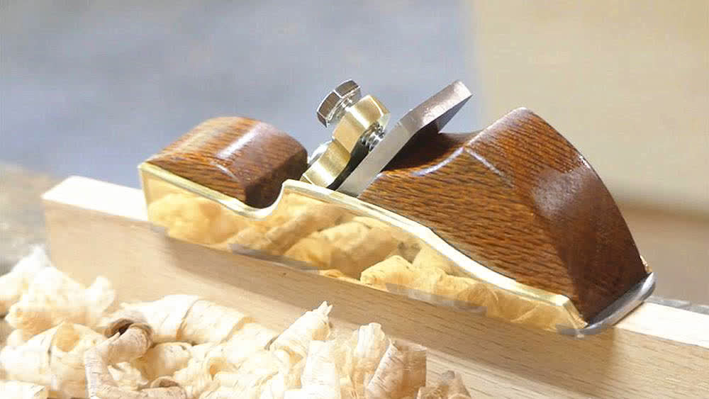 高手就是高手,木工刨也能自己造,这技术不服不行