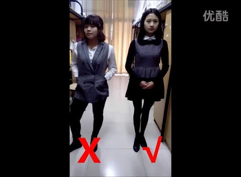 不看你会后悔的~商务礼仪 优劣对比搞笑视频
