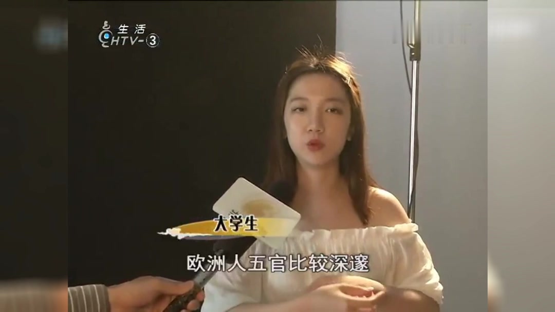 绝了!一模一样 大学女生模仿名画拍照!