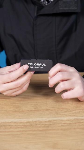 固态硬盘又出新样式的啦硬盘,电脑,科技,u盘,.
