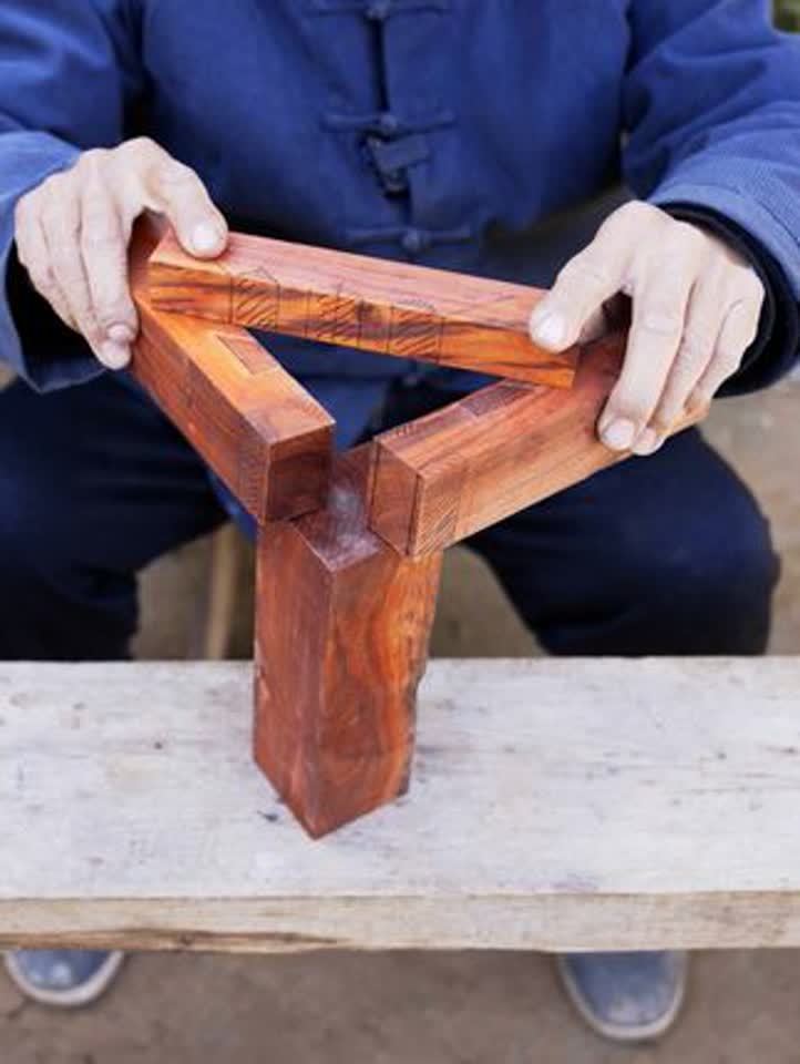 ...燕尾榫与三角形融合稳固如虎添翼#榫卯结构 #非遗民俗 #618好物节