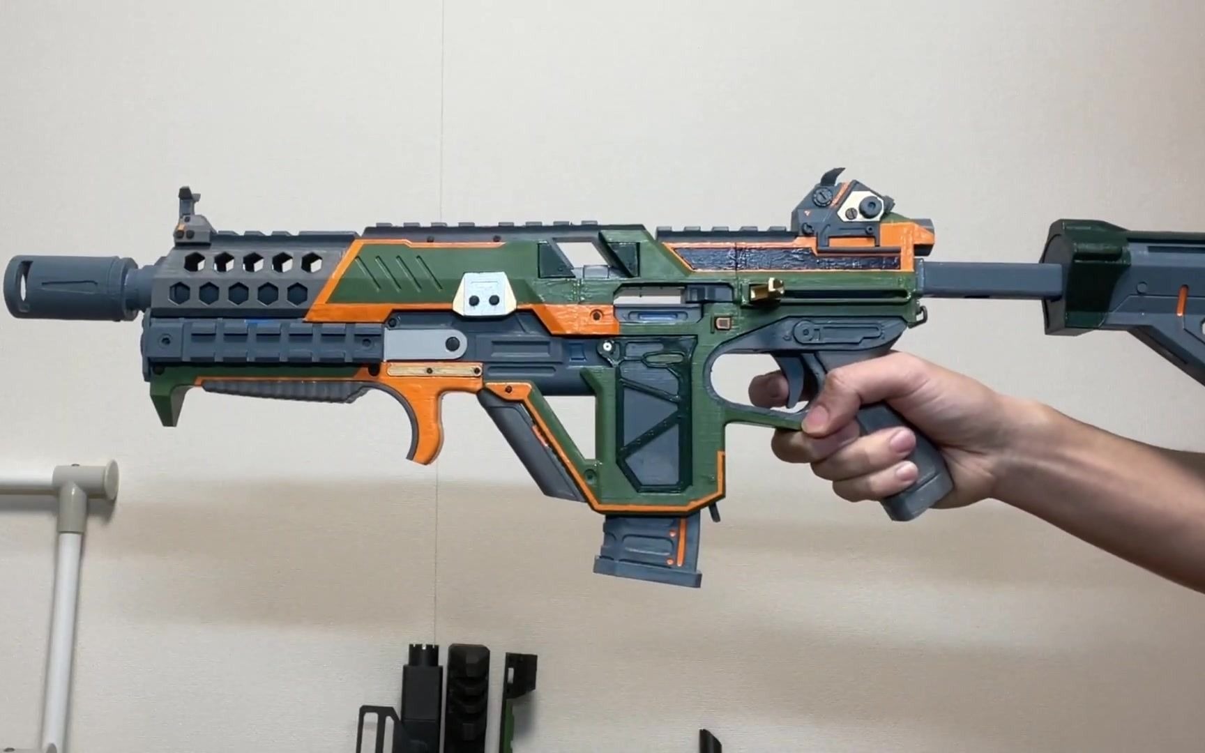 【APEX】小伙自制电充玩具模型