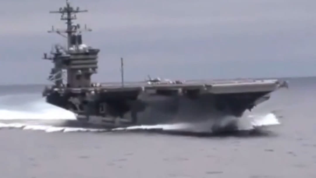 为什么几百吨的轮船能浮在海面上?