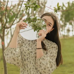 九月份少女关关 
