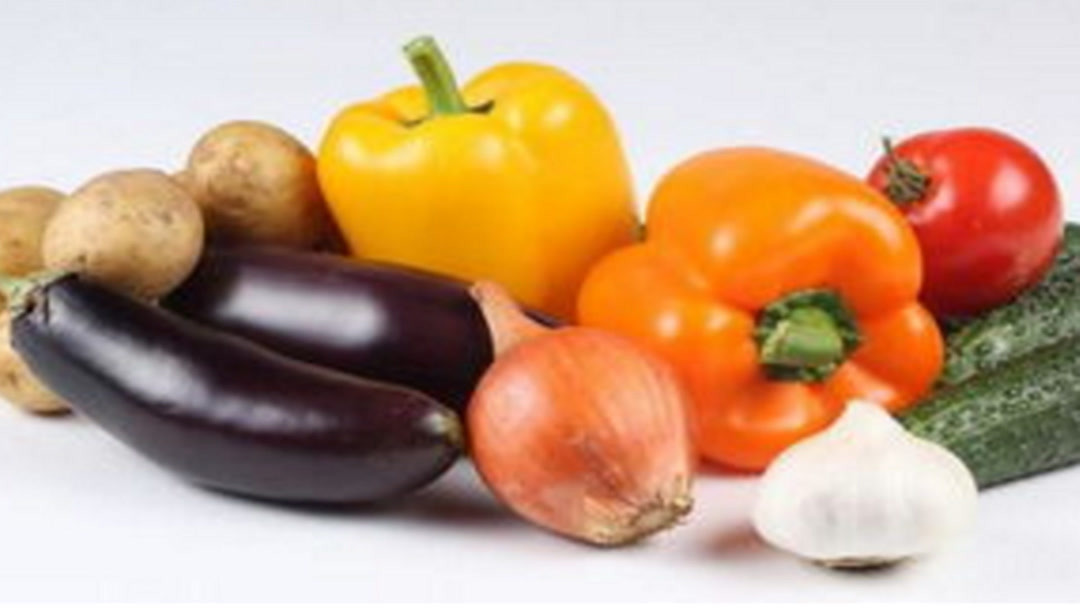 医生:高血压患者,多吃4种蔬菜,扩张血管,血压一天比一天稳!