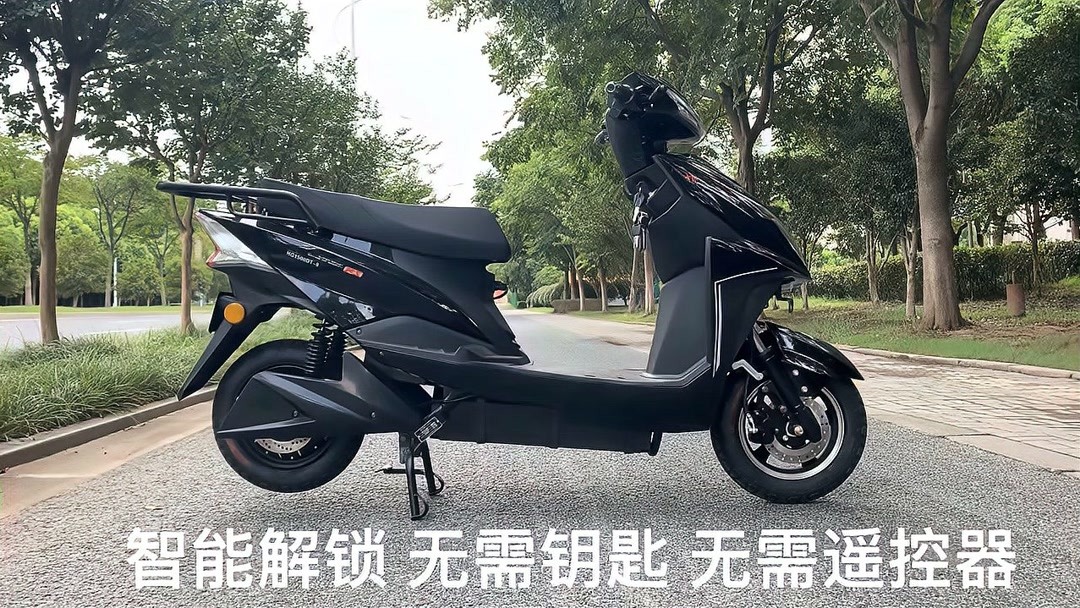 外卖小哥福利!纯电动车双电池仓