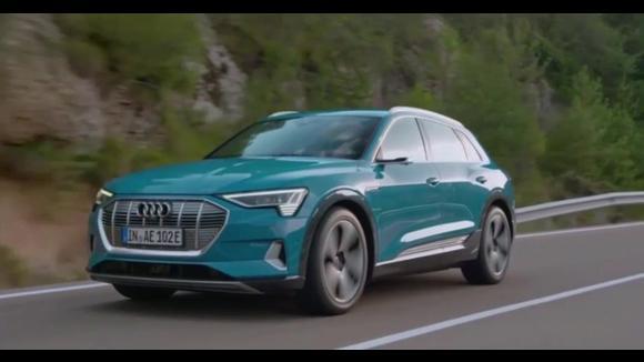 奥迪首款纯电动SUV e-tron上市 约合人民币51.33万元-59.50万元