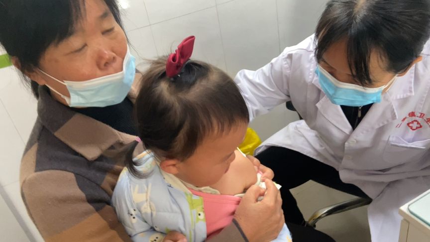 最后冲刺阶段,大家多多支持,团结就是力量!萌娃打针记录…