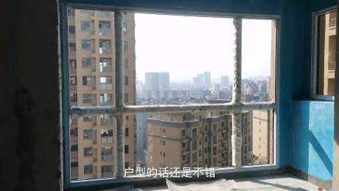 实拍120平方3房户型装修,阳台客厅餐厅过道厨房连在一起空间超大