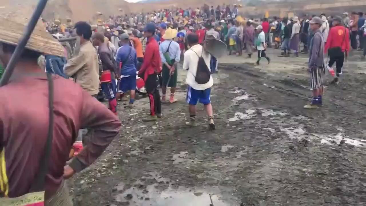 缅甸莫西沙翡翠矿区实况(下):人满为患!深入矿区内部寻找生机!