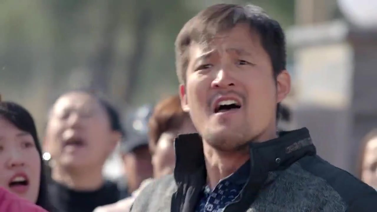 老爷子拉来的树苗全是死的,村民们集体上门,找老爷子赔钱