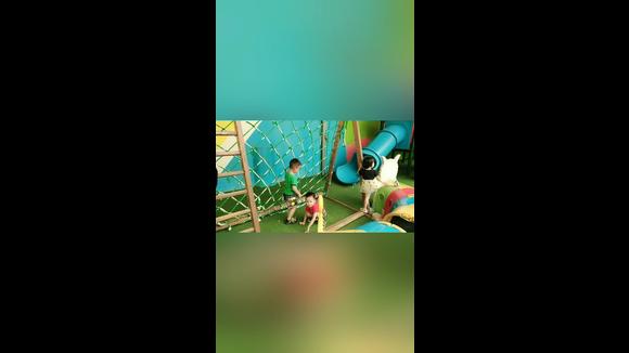 幼儿园小班户外活动