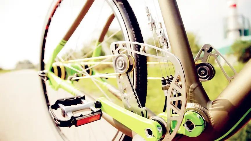 颠覆传统的自行车,没有链条却骑着省力,什么原理?