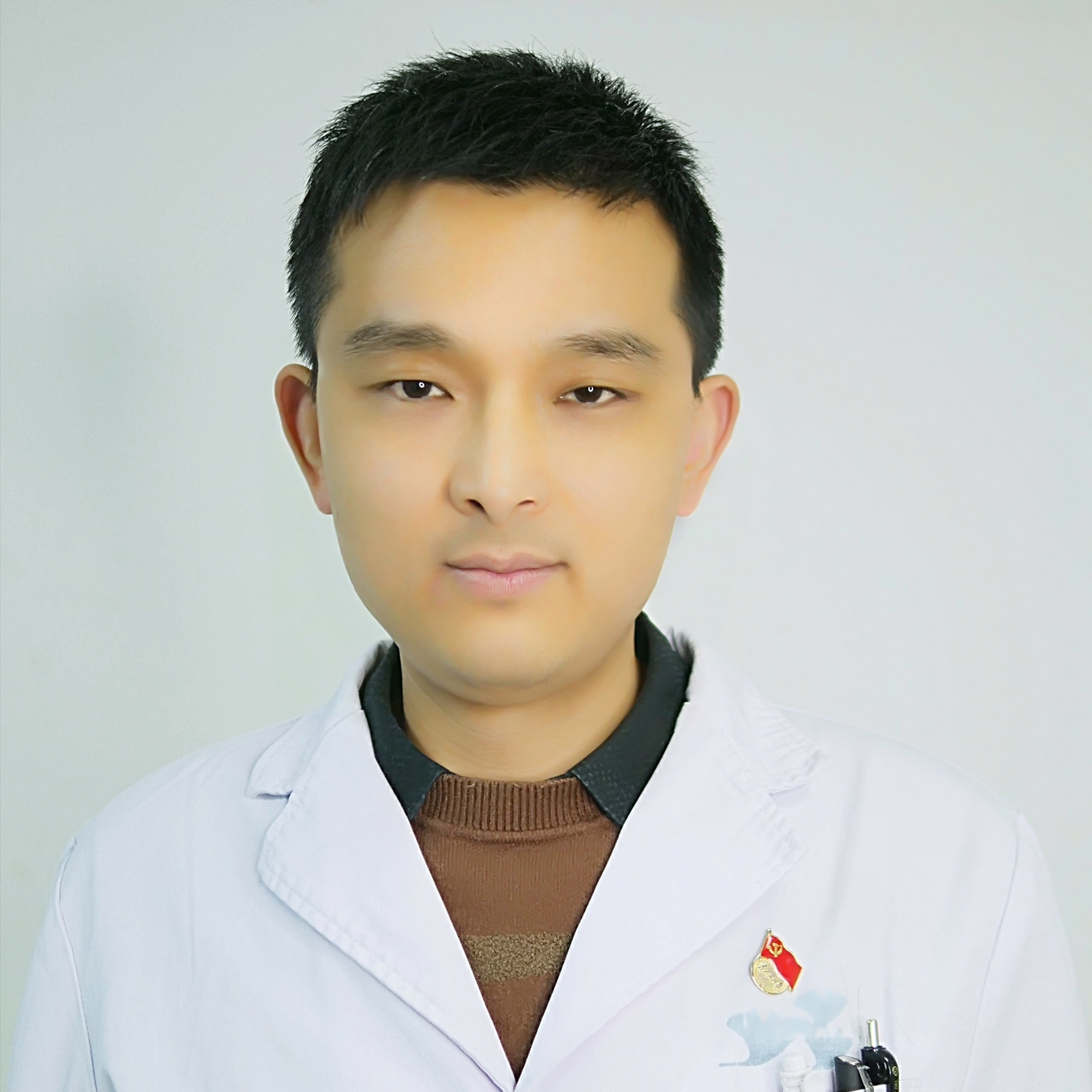 神经内科医生张申 