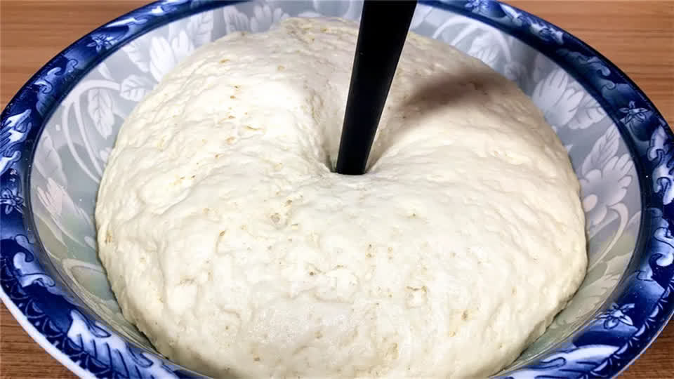 蒸馒头不要只加酵母和白糖,教你正确方法,10分钟发好面