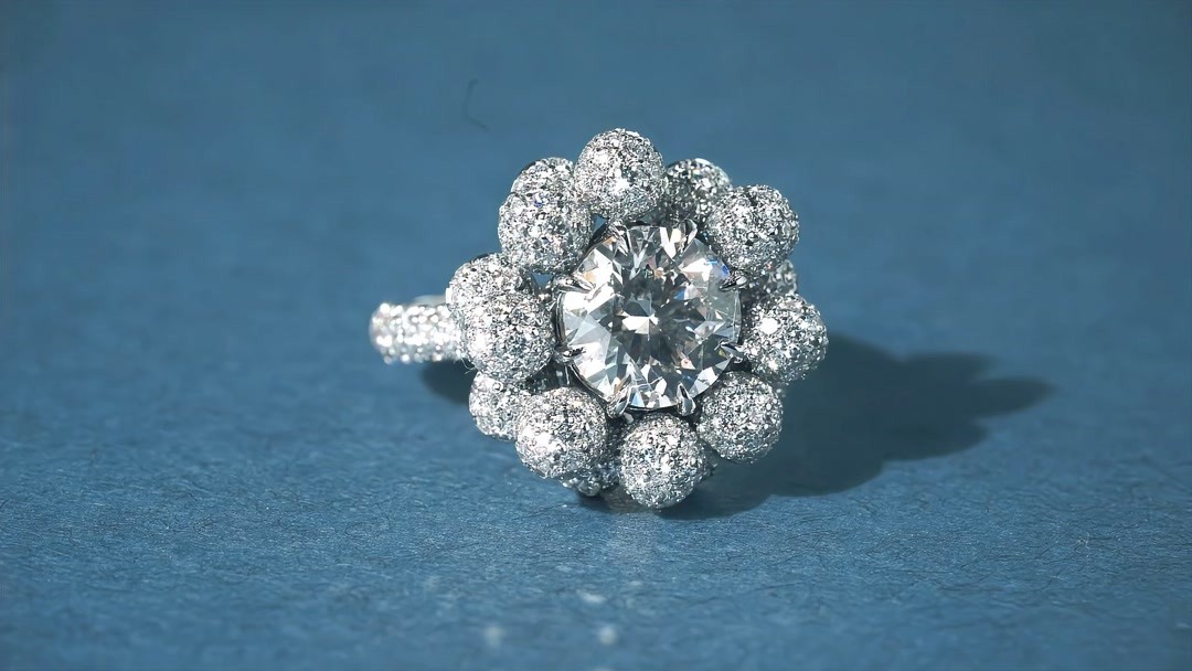 价值百万的白金钻戒制作过程,看珠宝设计师的操作是一种享受